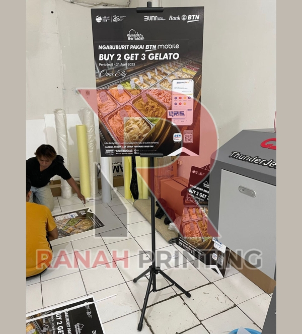Stand Banner